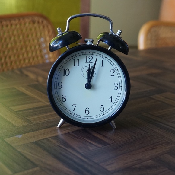 IKEA | Wall Decor | Vintage Ikea 999 Classic Black Two Bell Alarm Clock ...